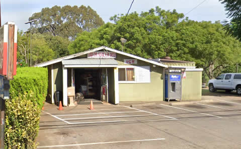 About Us | Liquor Shack & Grinds